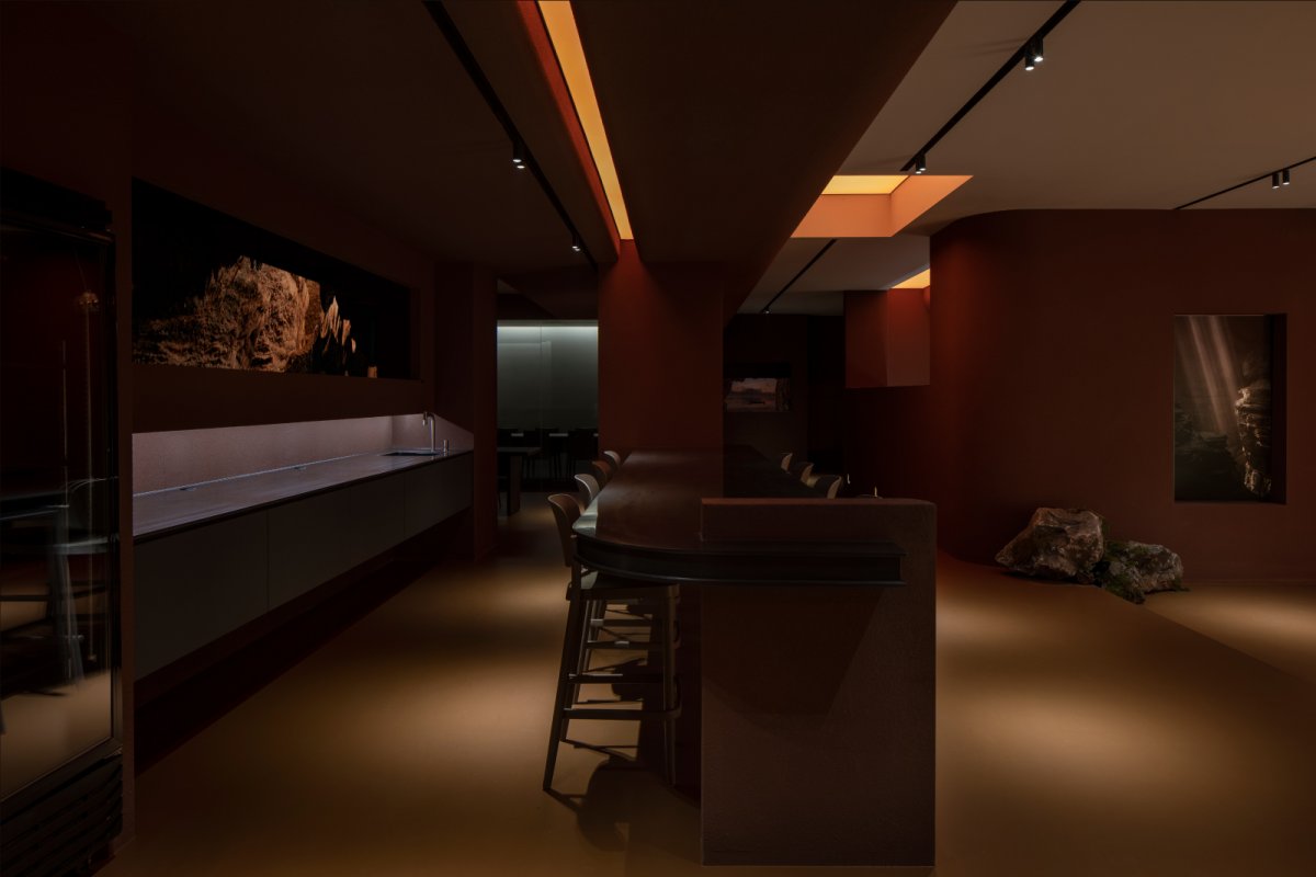 YinjiSpace - Design Studio BYO x SOMA Lounge Office